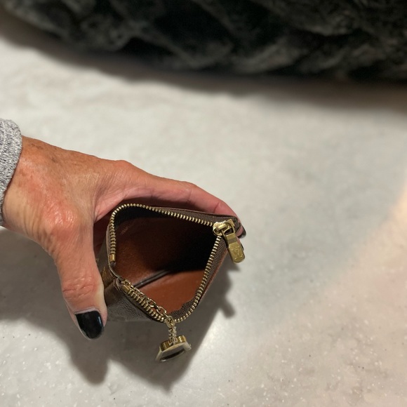 Louis Vuitton | Accessories | Louis Vuitton Key Cles | Poshmark